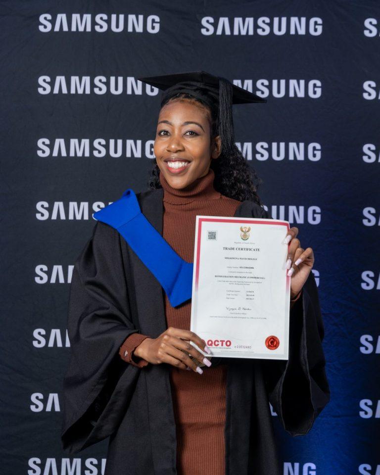 Samsung Celebrates Certification of Female Artisans - Maglazana